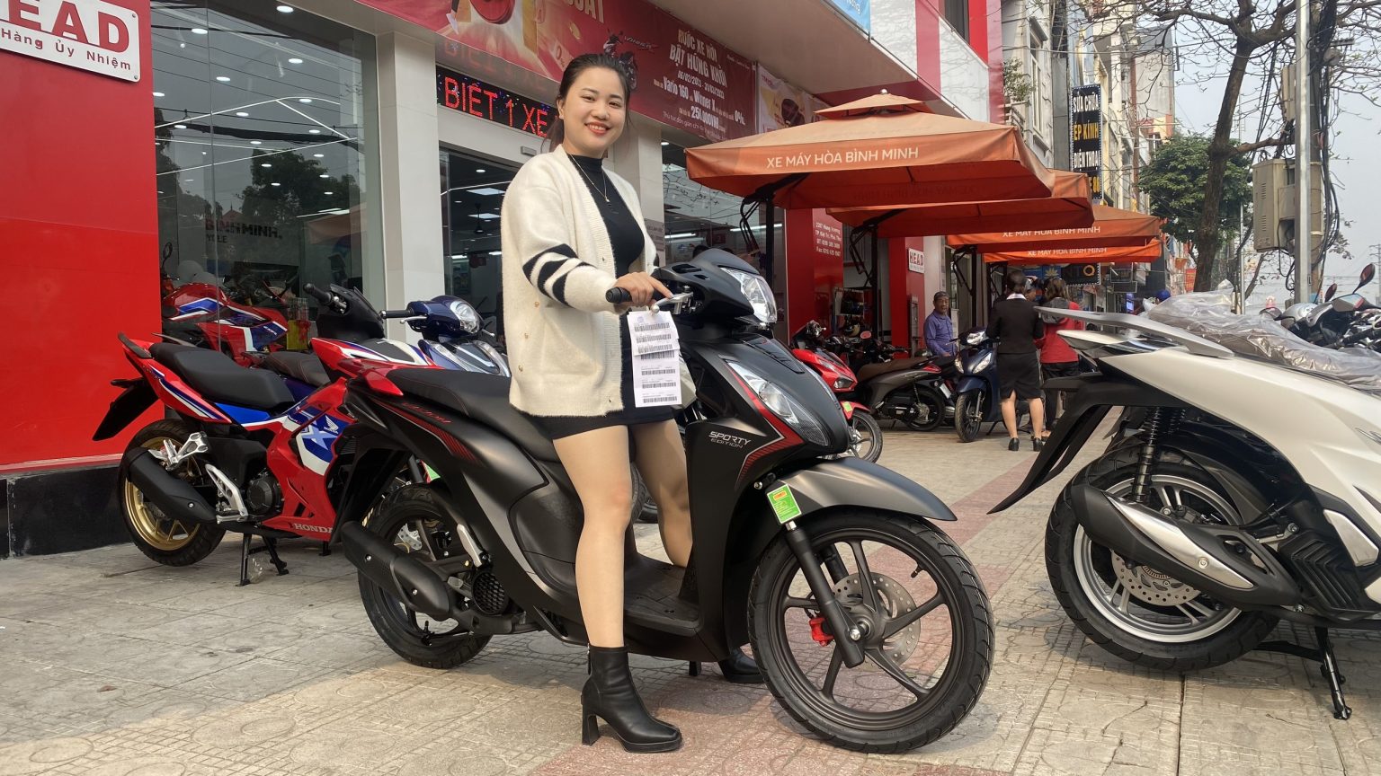 Bảng Giá Xe Vision 2023 Chính Thức Từ đại Lý Mới Nhất (T11/2023)