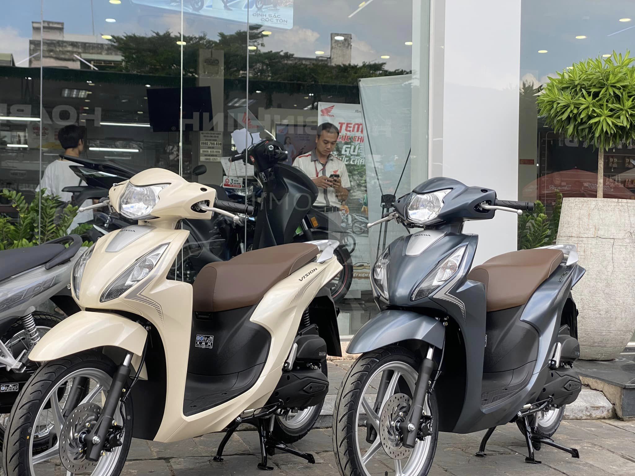 Honda Vision Cổ điển 2023 Ra Mắt - Giá Bán Tại đại Lý Là Bao Nhiêu ...